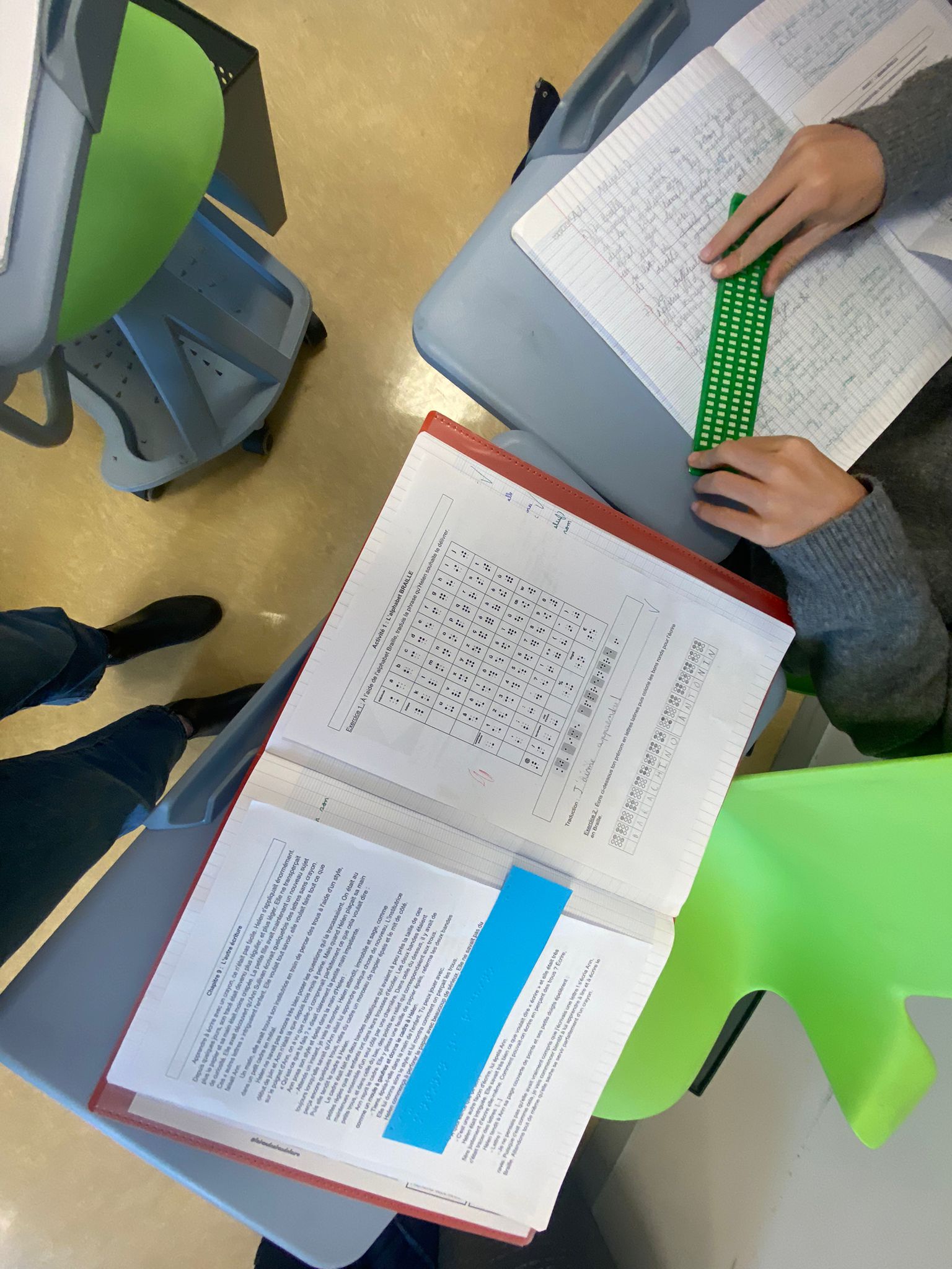 Atelier d'initiation au Braille en 6ème - Institution Sainte-Geneviève d'Asnières-sur-Seine